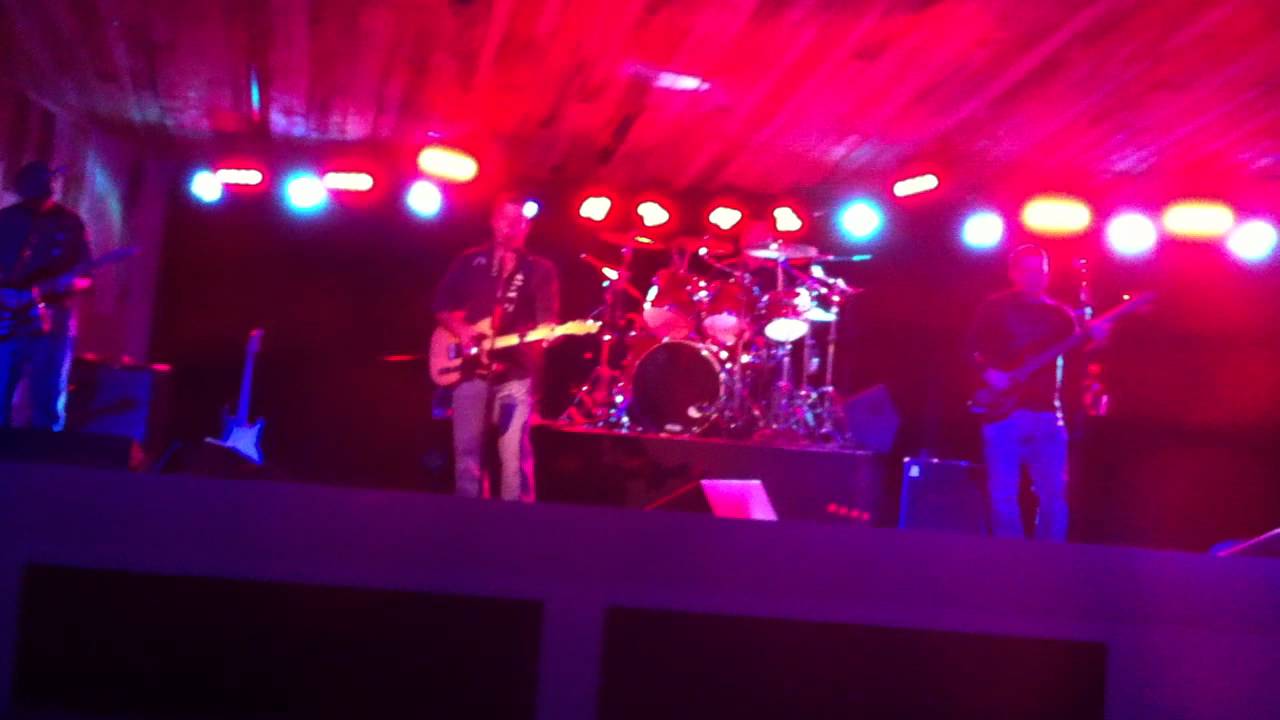 Nathan Dean & The Damn Band - Show them to me - YouTube