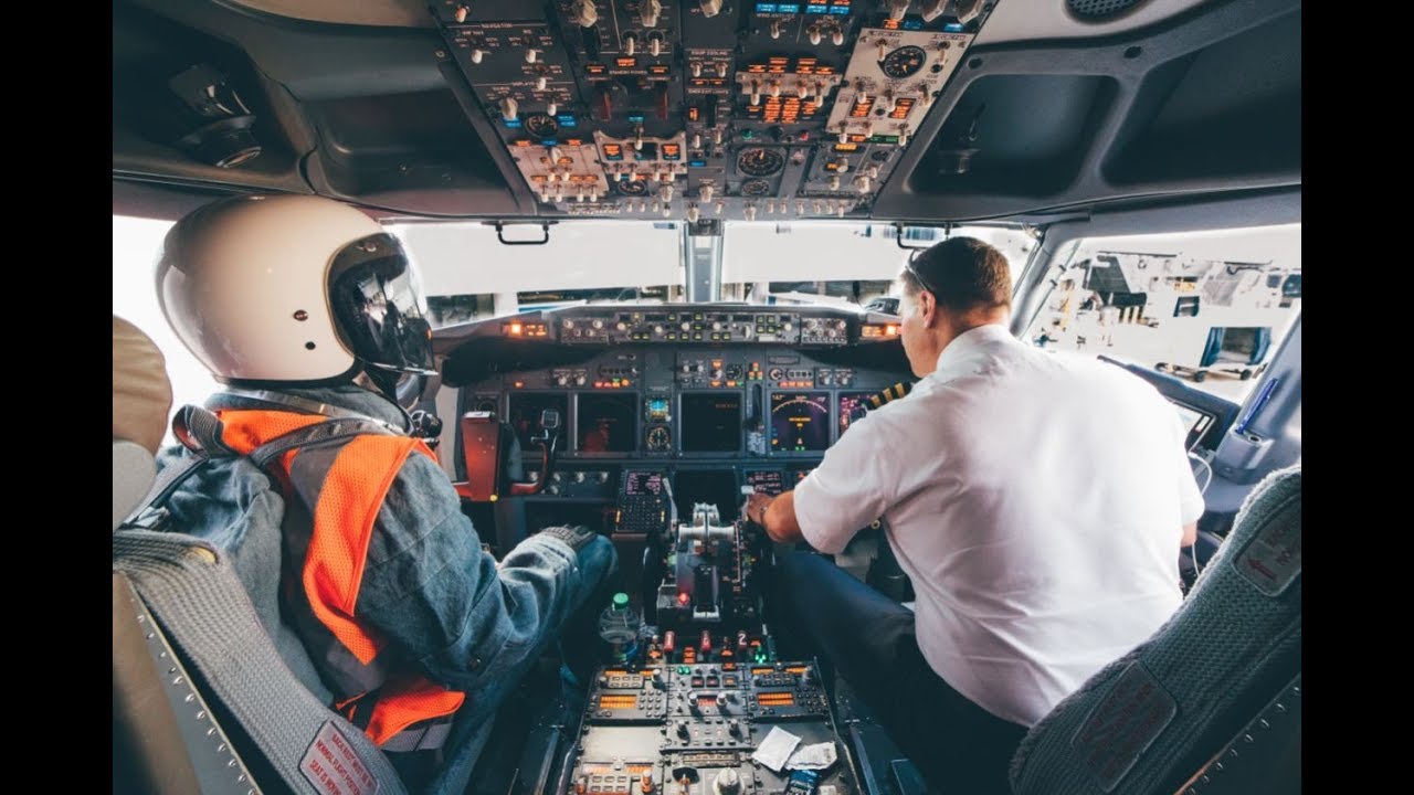 Ep 18: Spacey Casey x United Airlines - YouTube