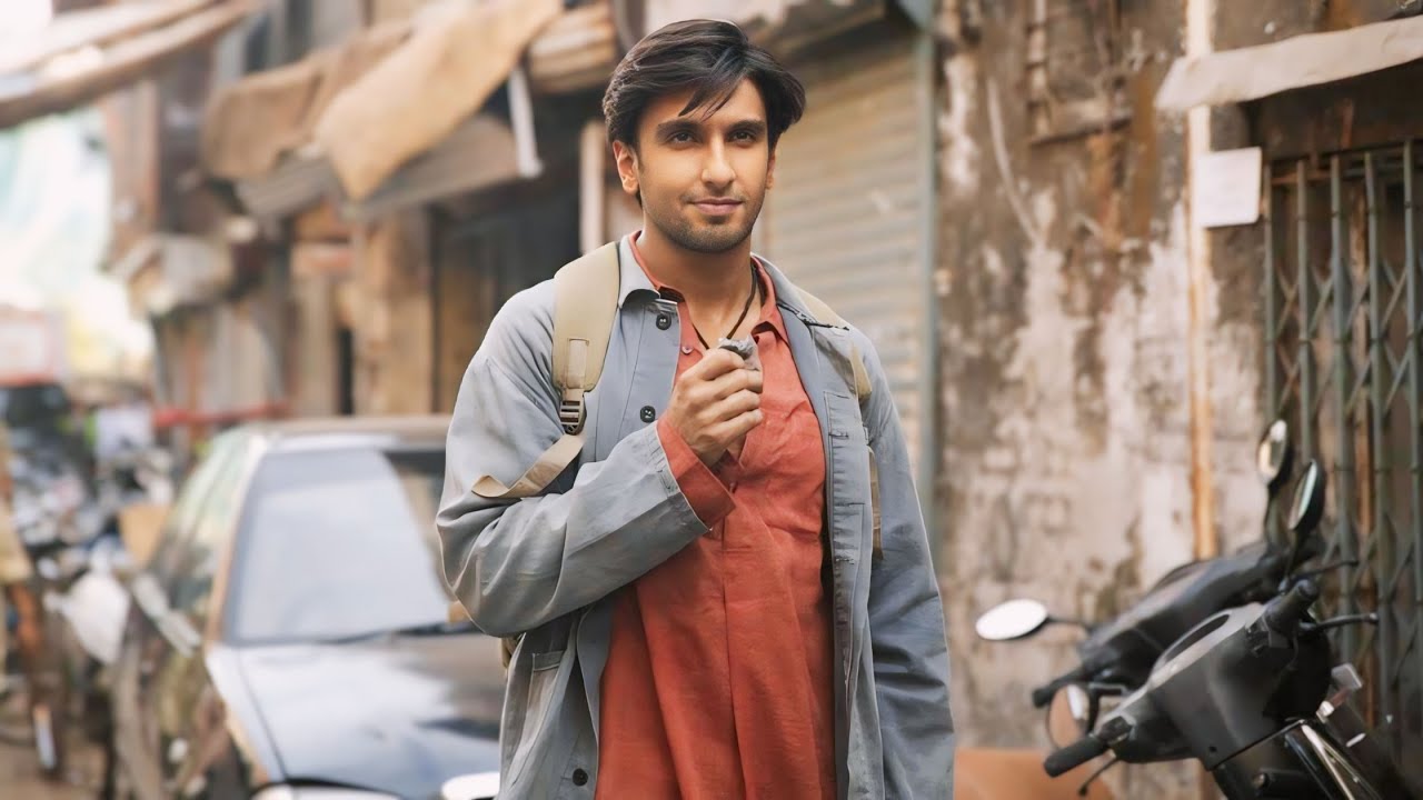 Everyone Mocked The Poor Guy Living In The Slum, Became A Top Famous ...