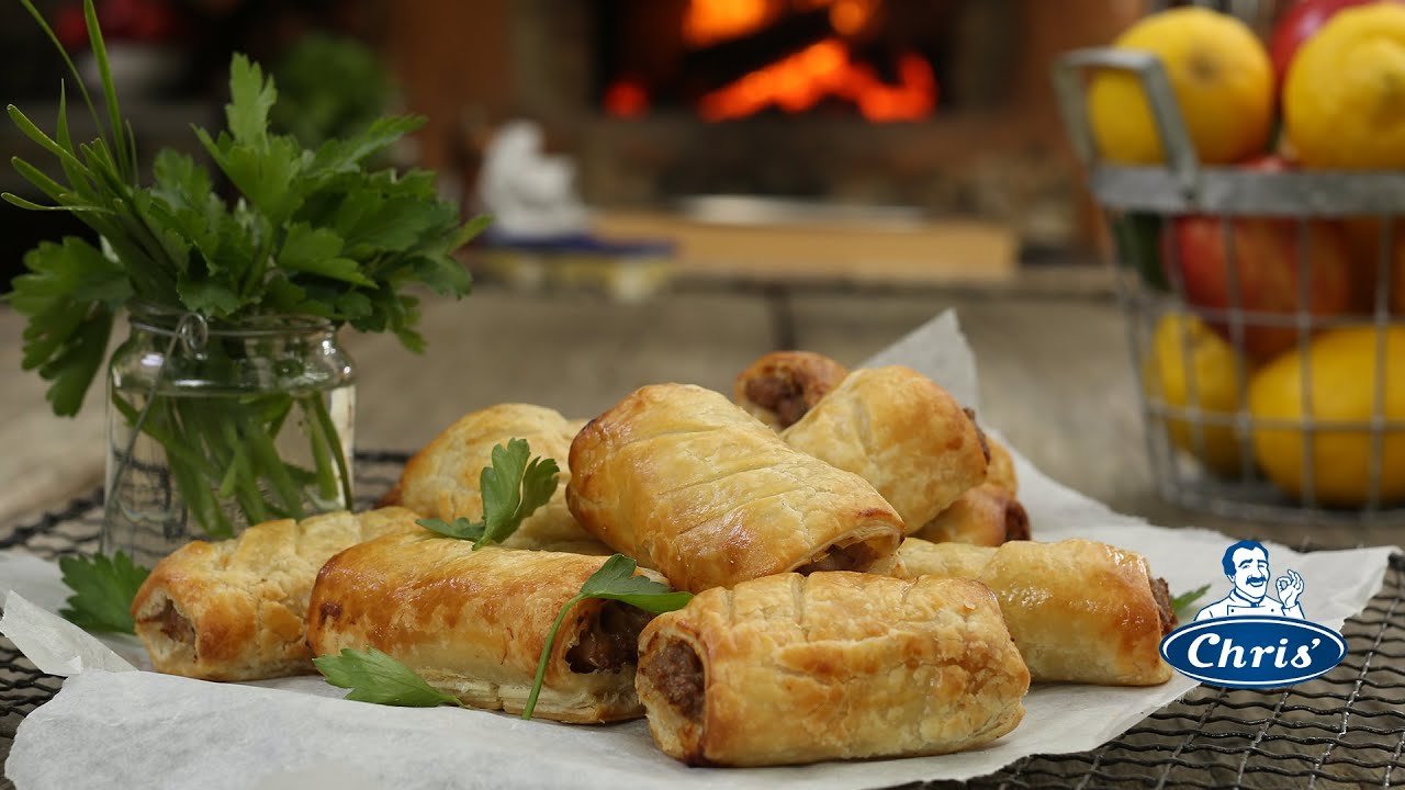 Chicken cheese and chive sausage rolls - YouTube