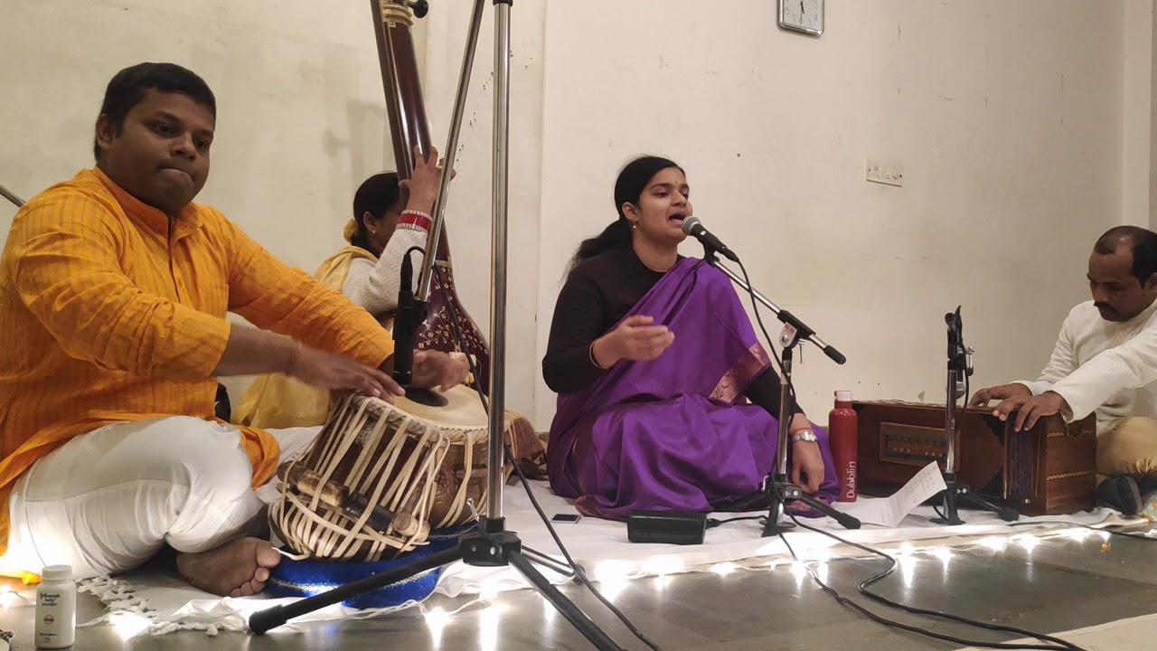 SwarAyan Baithak #1 || Raag Multani : Poorva Joshi - YouTube