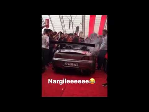 S2000 İçinde Nargile İçen TÜRK