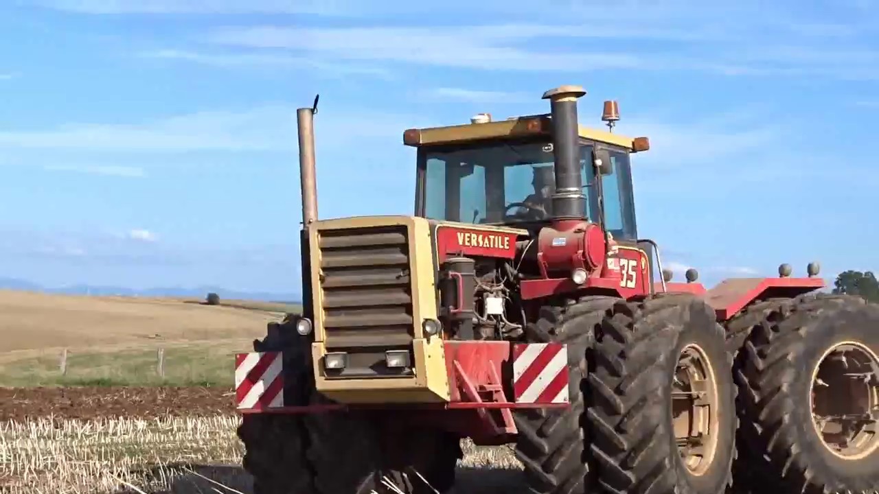 MAGNUM 380 ROW TRAC | VERSATILE 835 | HORSCH | GREGOIRE BESSON - YouTube