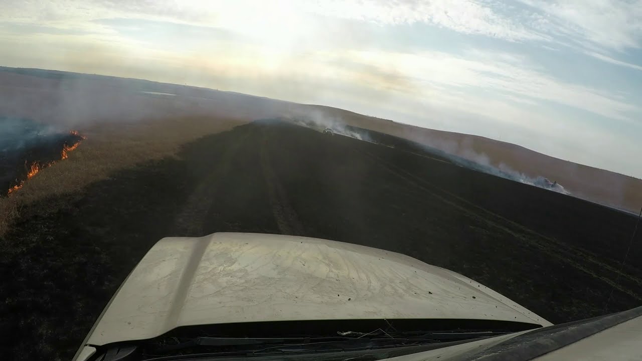 Water tower grass fire 12-2-20 - YouTube