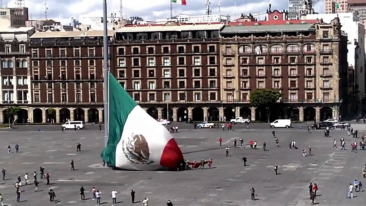 Bandera Mexicana Zocalo