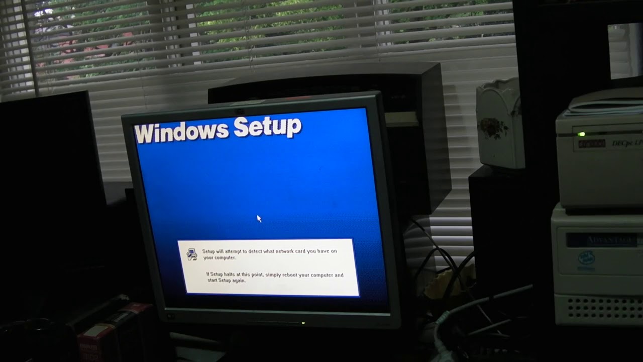 Installing windows 3.11 for workgroups from floppy - YouTube