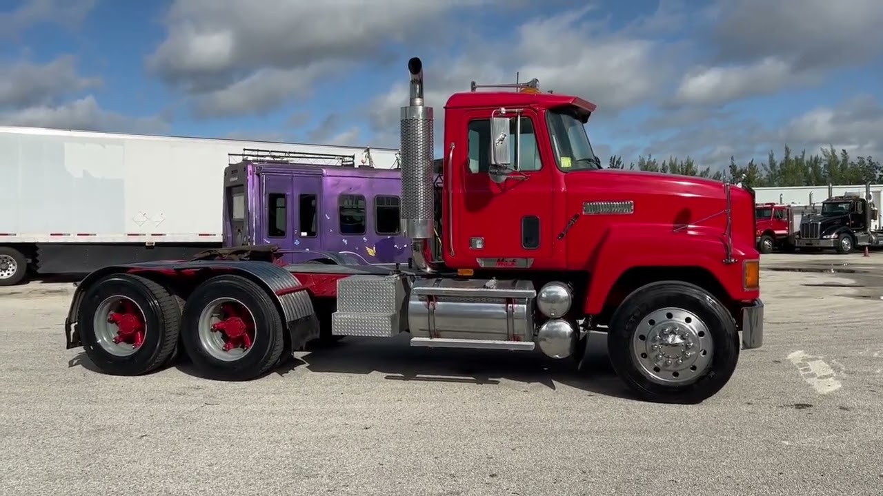 1993 MACK CH613 For Sale - YouTube