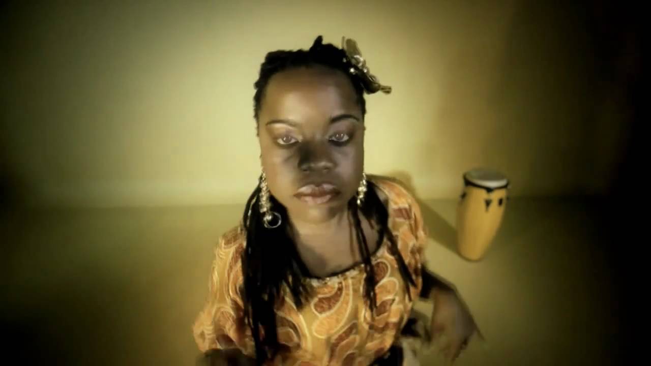 PATRICIA FARIA - FOFOCA JOAQUINA [OFFICIAL VIDEO HD] - YouTube