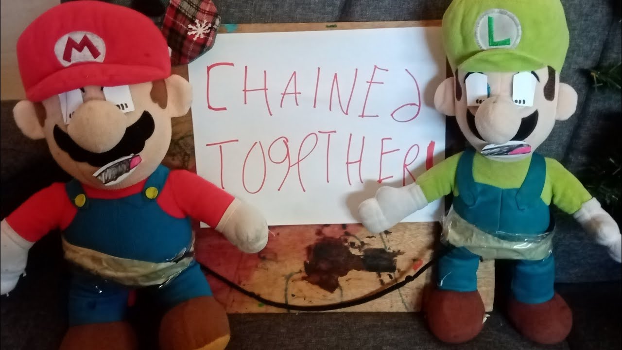 Chained together! - Red de peluches de mario - YouTube