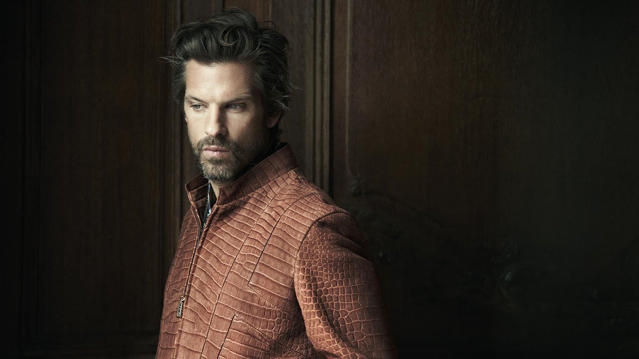 MAKING OF 2013 ZILLI CAMPAIGN – AARON YOUNG BY PETER LINDBERGH - YouTube