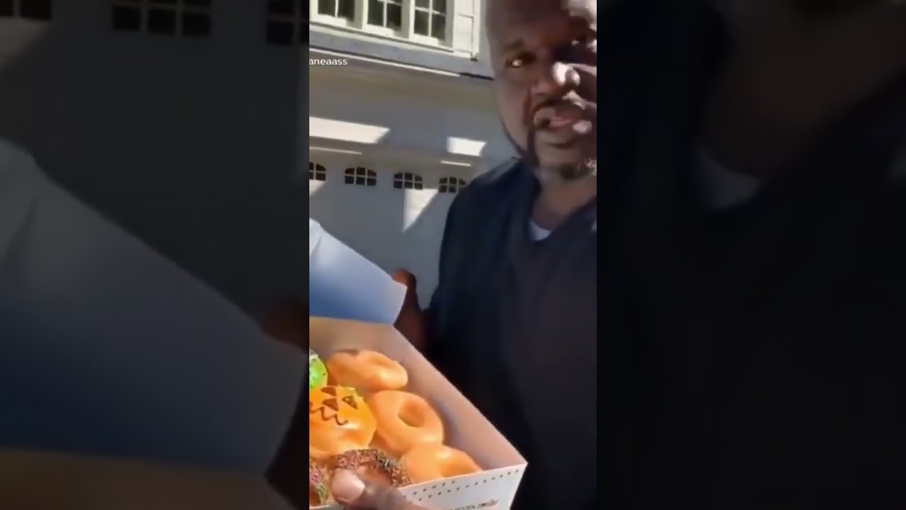 Shaq goes crazy for halloween donuts - YouTube