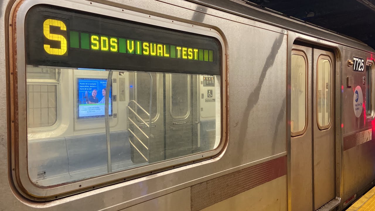 IRT Jerome Ave Line NYC Subway | R142A with Glitched SDS Test Signage ...