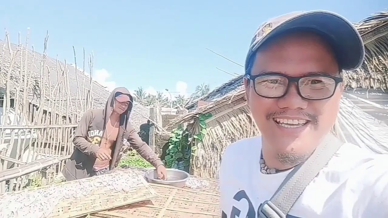 Vlog No. 09- HOW TO MAKE TUYONG PUSIT O DRIED SQUID - YouTube