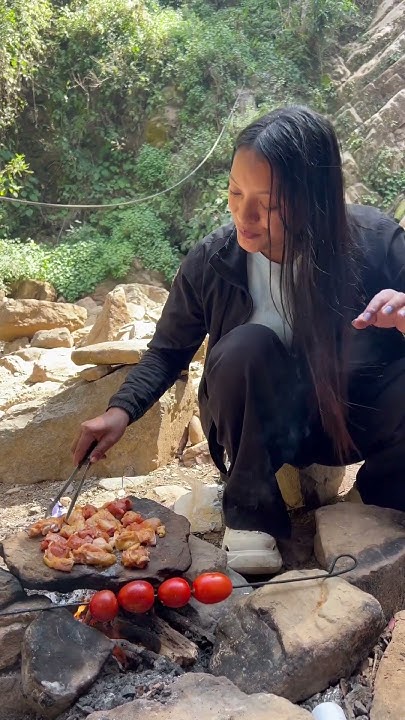 Jungle Mukbang 😁 - YouTube