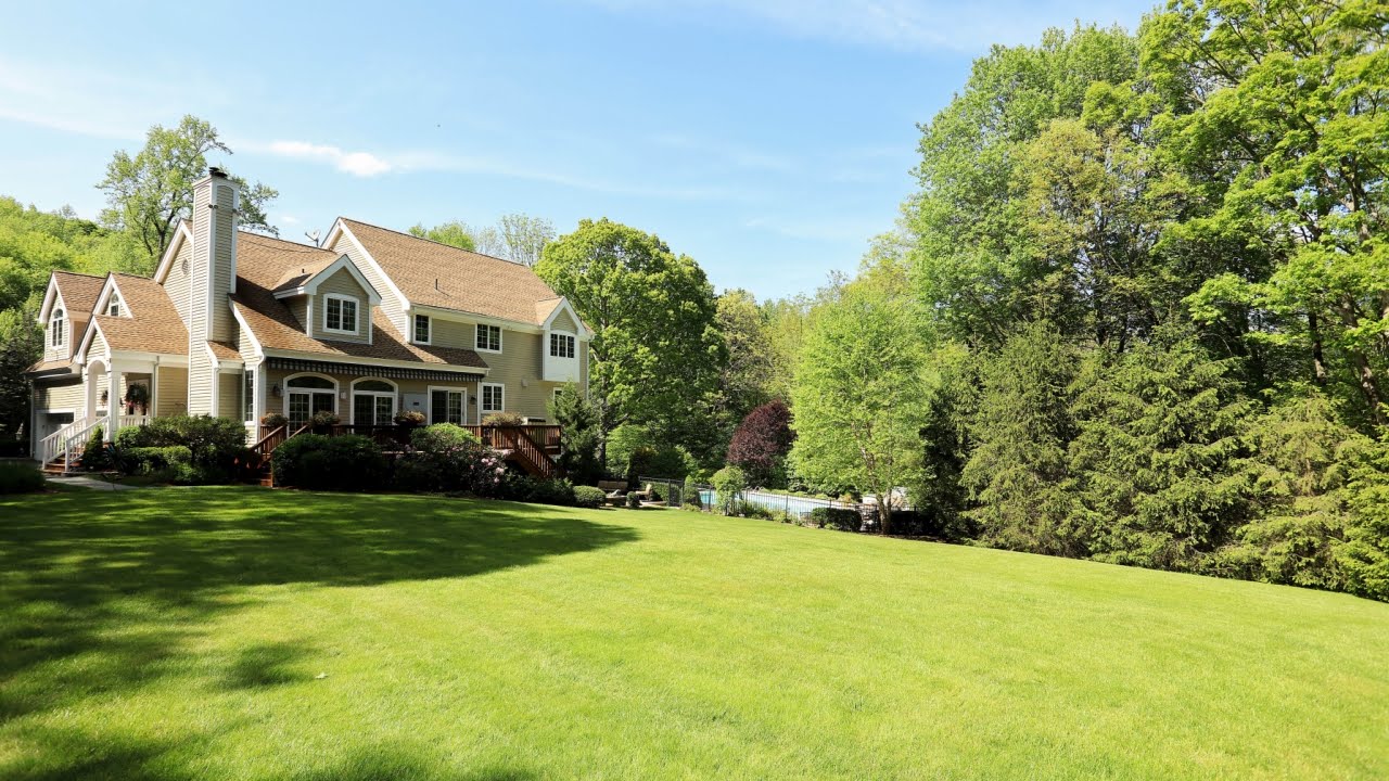 14 Allison Lane Mount Kisco NY Real Estate 10549 - YouTube