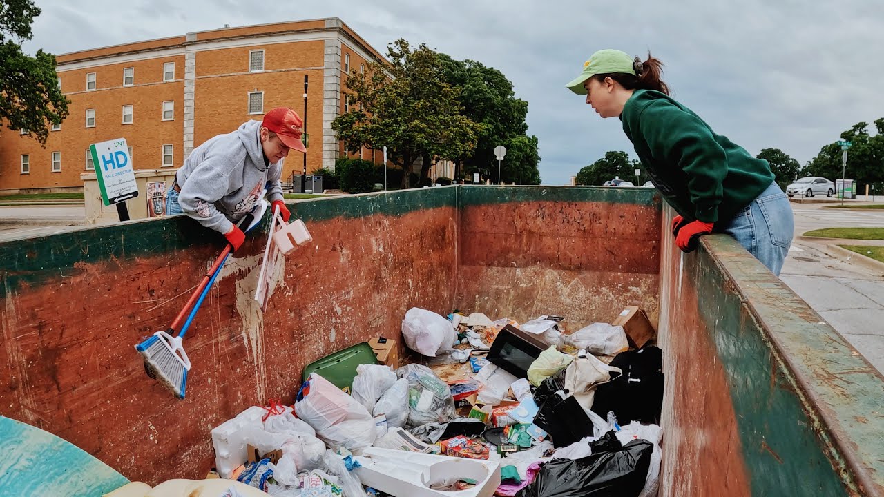 College Move Out Dumpster Diving DAY SIX – Still Finding SO Much ...