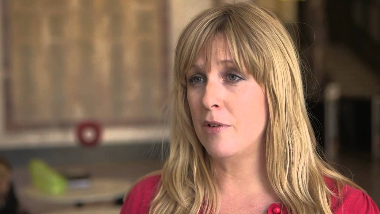 Sue Scrace: The benefits of studying with CILEx Law School - YouTube