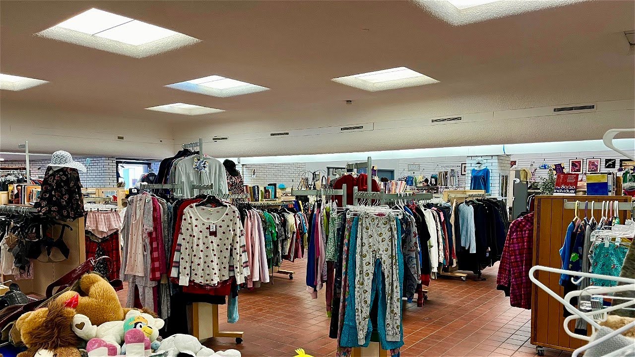 ASMR Empty Thrift Store Walk Through (whisper) - YouTube