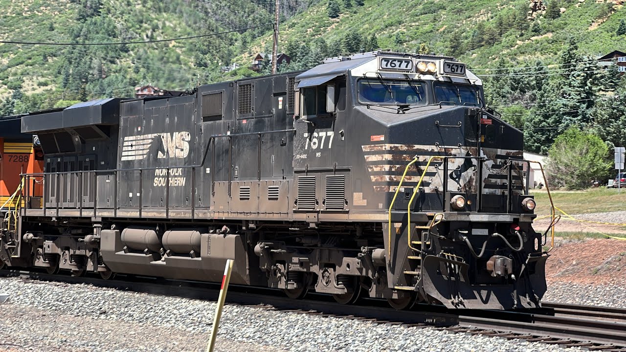 Dirty NS 7677 Leads H-SLADEN1-07A through Palmer Lake, 06-07-2024 - YouTube