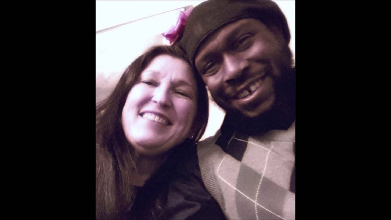 Wait, an anitakeys #LoveandHeartbreak Valentine - YouTube