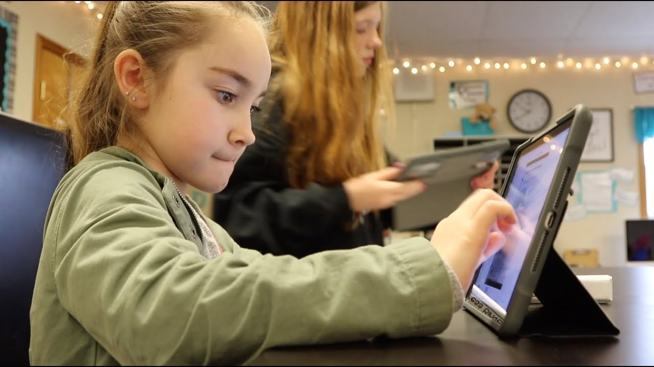 Technology brings the world into our classrooms - YouTube