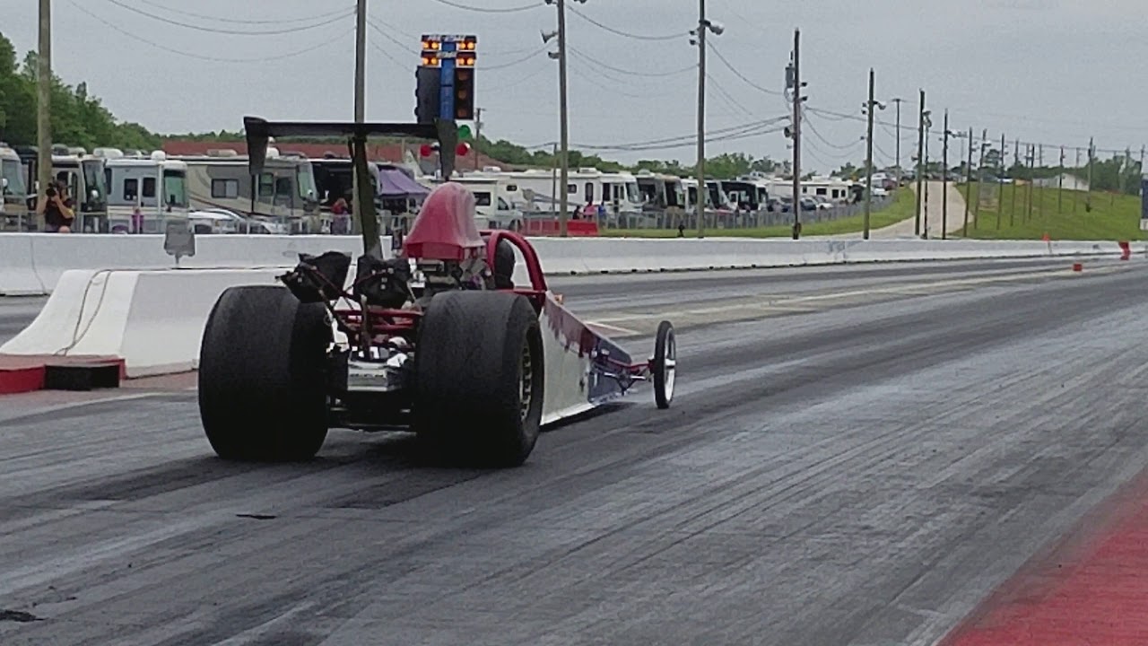 Dragsters round 1 at Capitol Raceway - YouTube