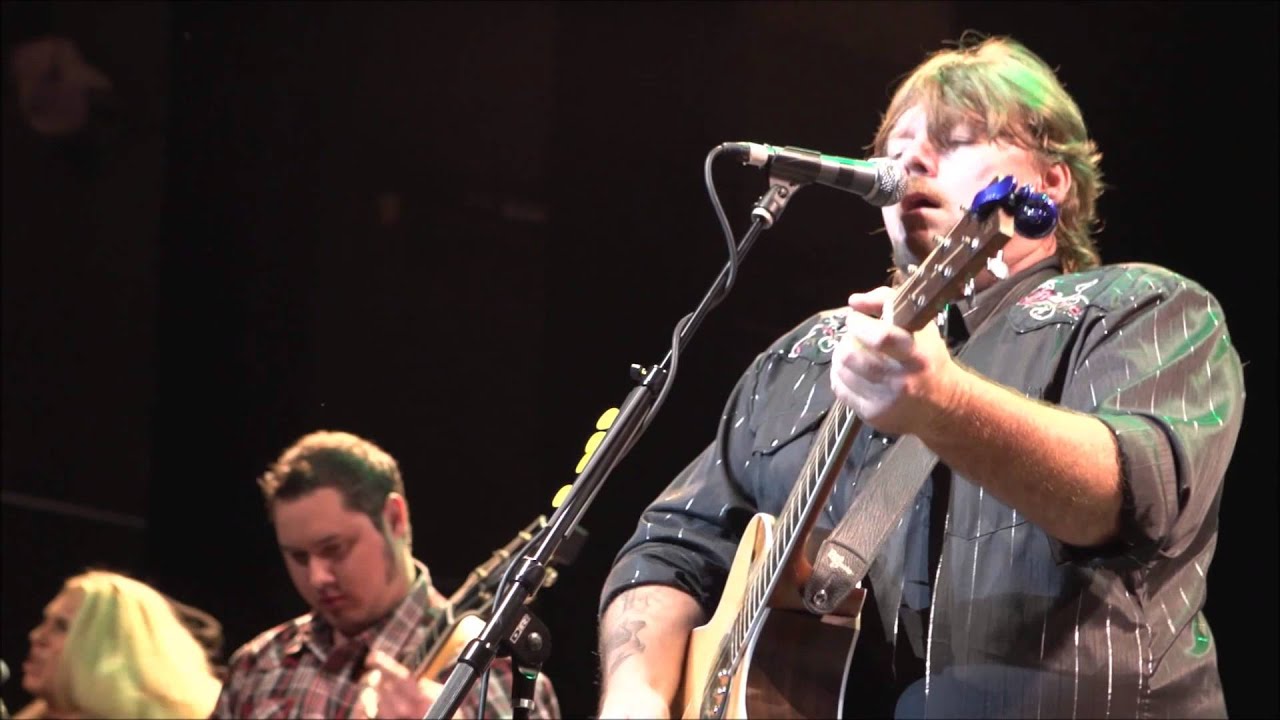 Kenny Young Band "Weekend" - YouTube