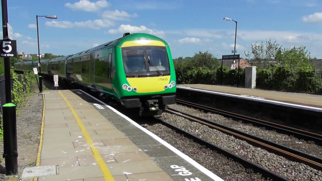London Midland Class 170 Arriving Into Worcester Foregate Street (04/5 ...