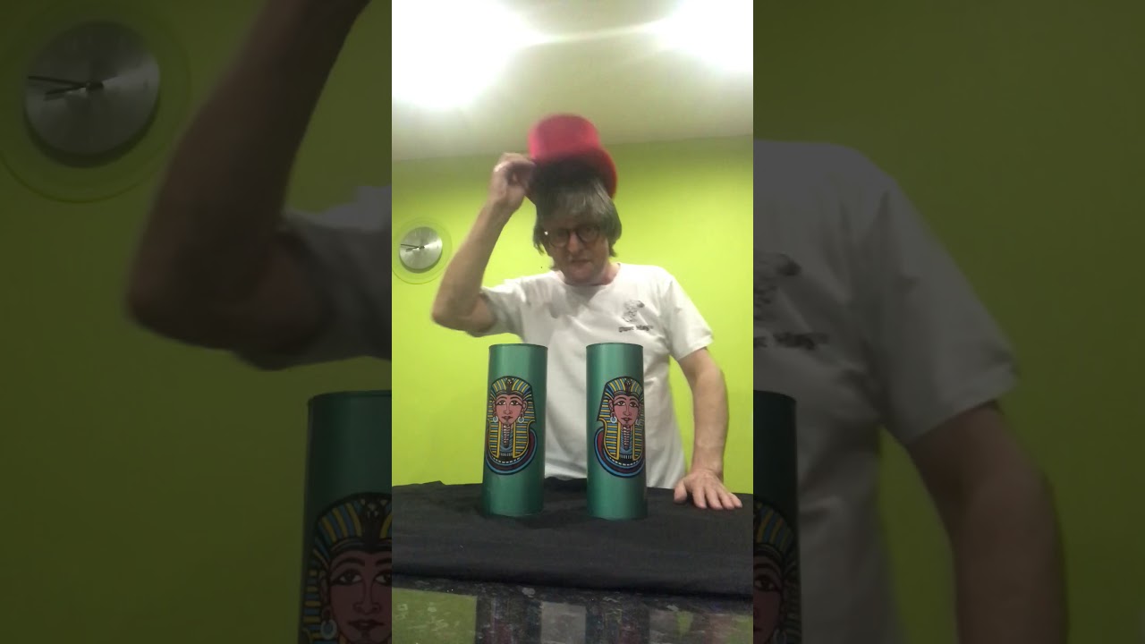 Bottle glass glass bottle Magic trick like Tommy cooper - YouTube