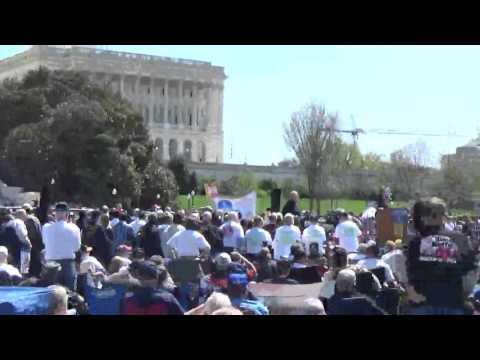 Teamsters Rally MC Jokes About Flint, Michigan Water Crisis - YouTube
