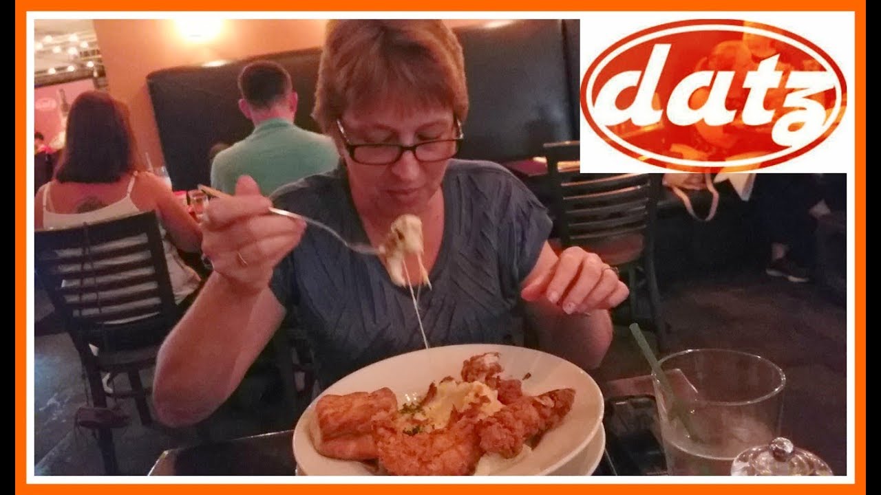 Datz " The Cheesy Todd " Burger 🍔👍 - YouTube