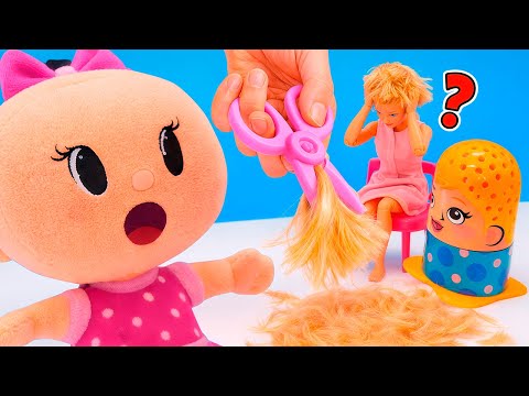 Bebe, Barbie'nin Saçını Kesti! ✂️ Pepee ve Bebe ile Kuaförlük Oyunu!