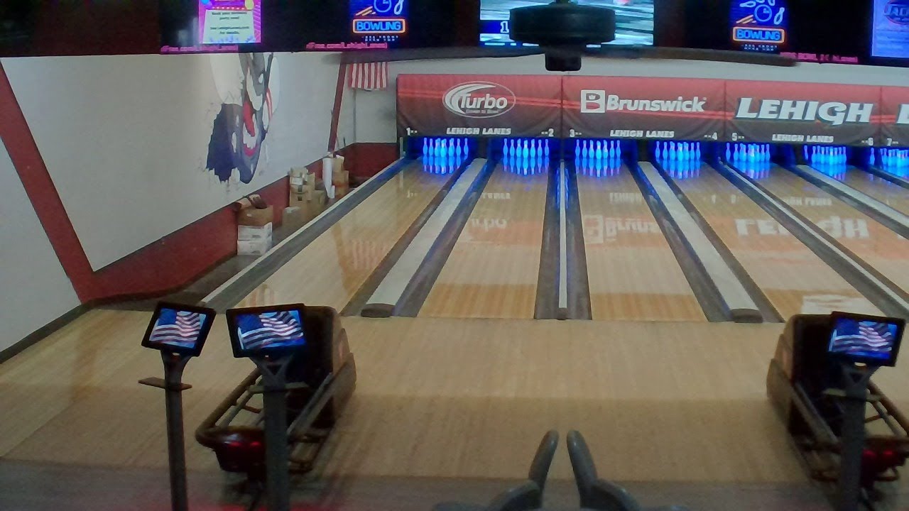 Monthly Scratch Sweeper on The PBA Petraglia 46 Oil Pattern - YouTube