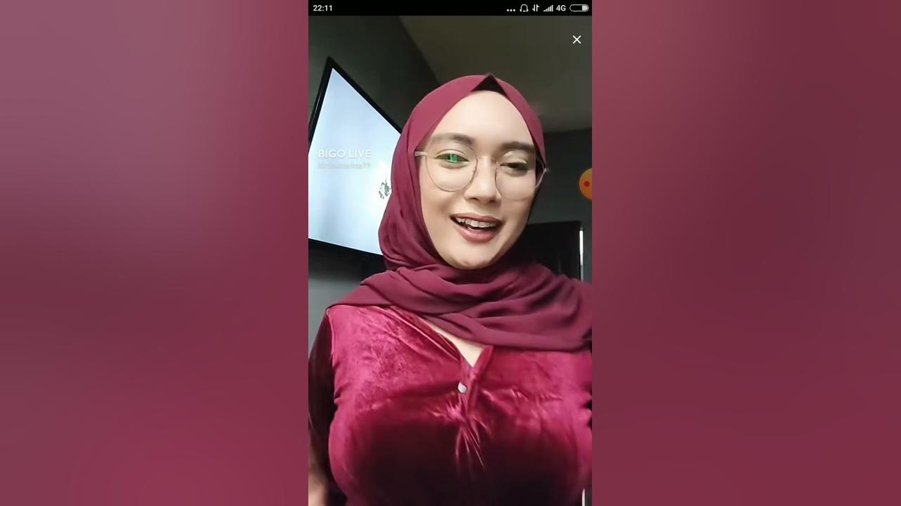 Bigo live hijab desah hot - YouTube