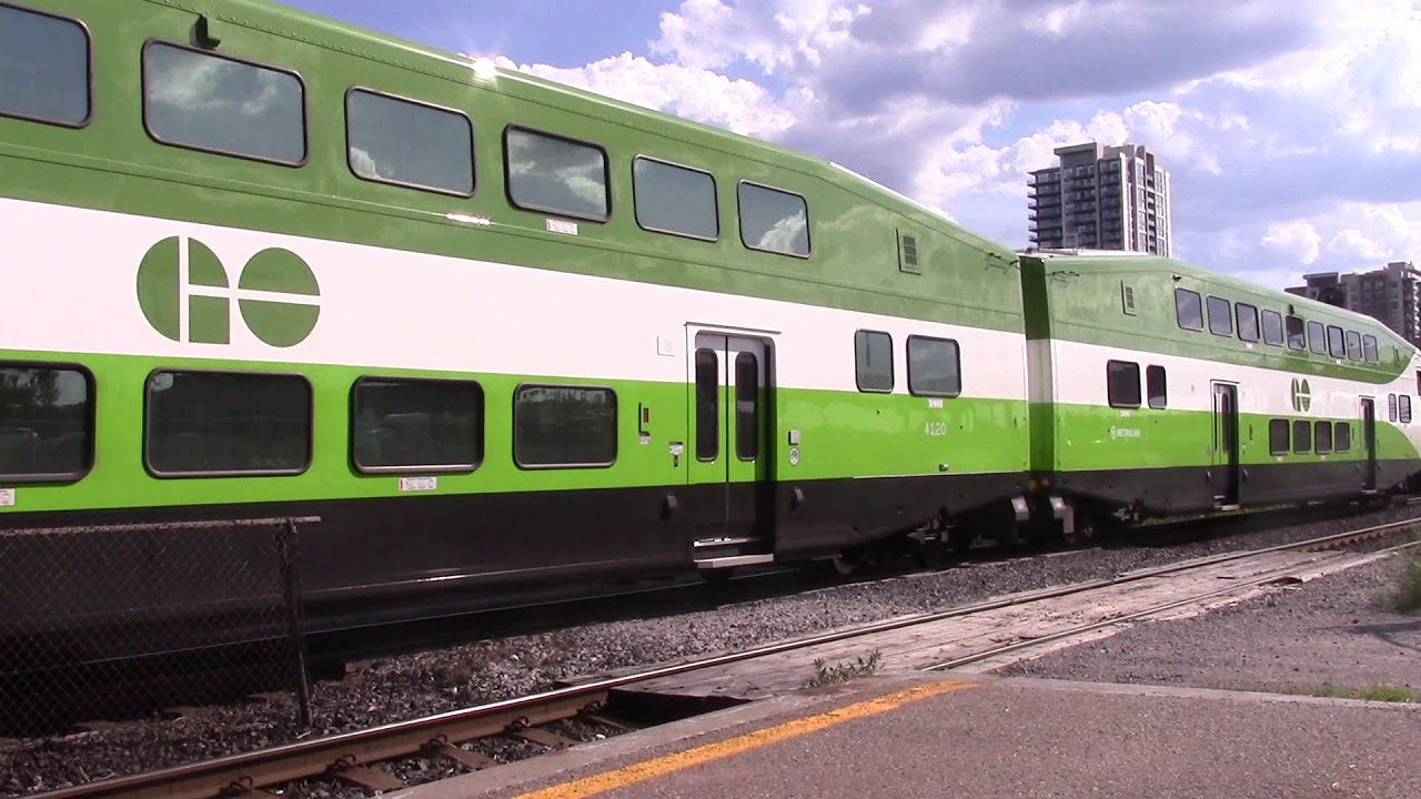 GO Transit train at Pickering station. - YouTube