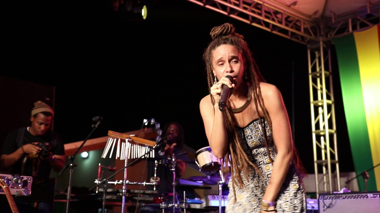 Kelissa - Best Kept Secret (Live at Smile Jamaica 40th) - YouTube