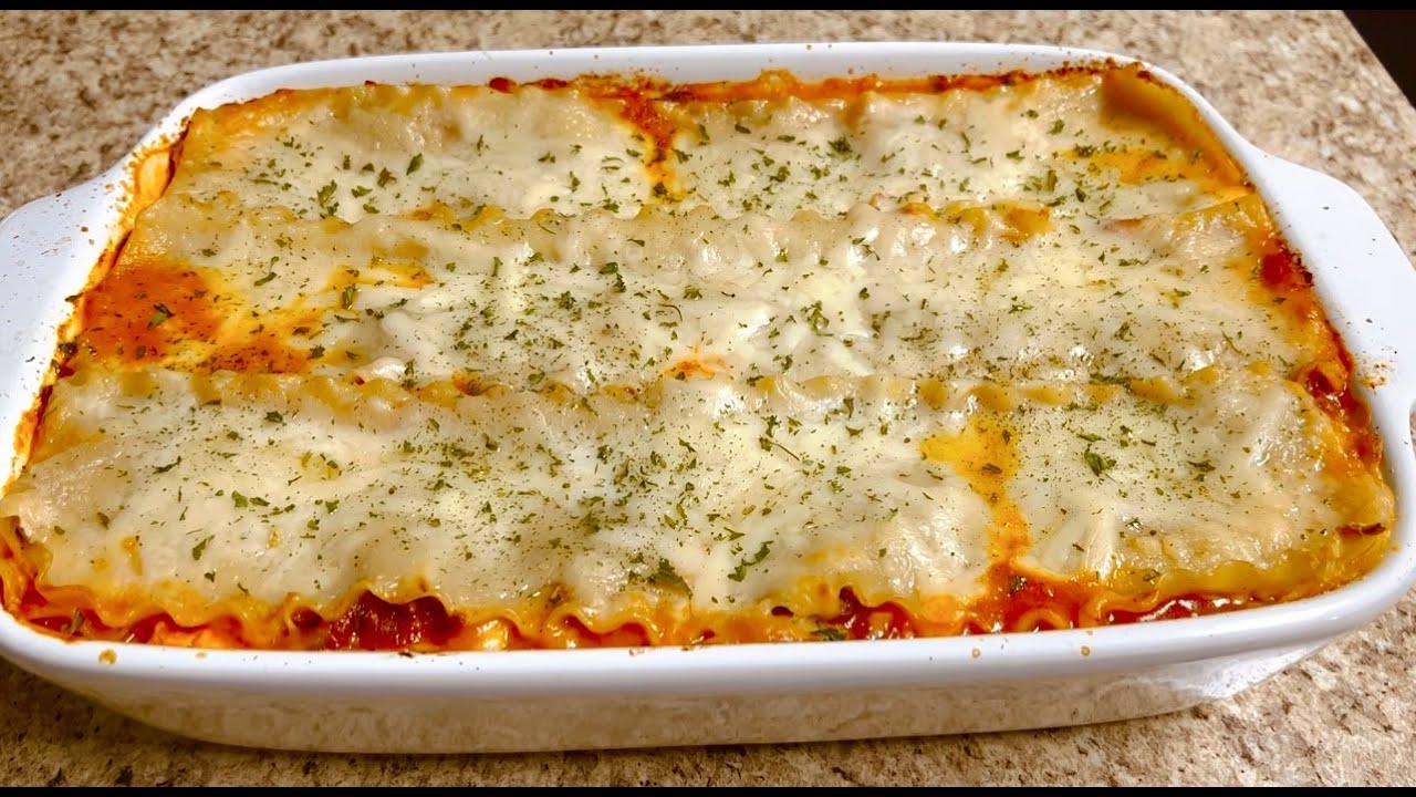 The Secret to My Delicious and Hearty Meat Lasagna Recipe: A Meat Lover ...