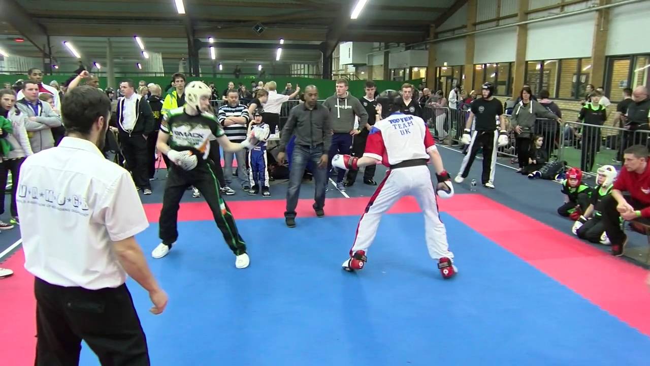 Dale White v James Knapton The W O N 2016 - YouTube