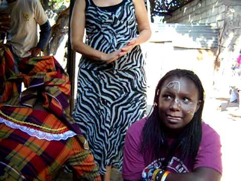 FACIAL MUCIRO APPLICATION / APLICACAO FACIAL DE MUCIRO - YouTube