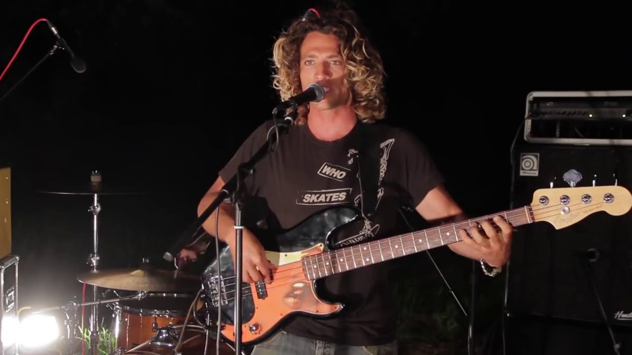 Juanes ⁄ La camisa negra live cover! - YouTube