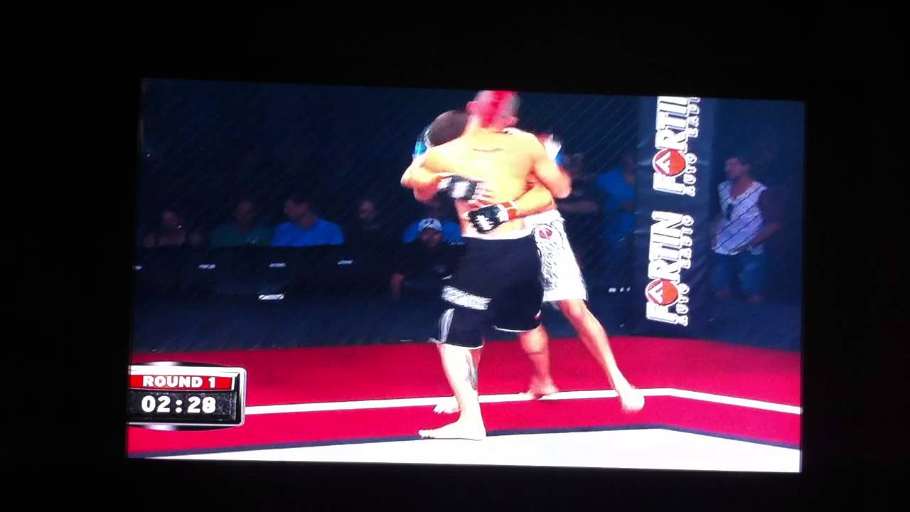 Cédric Mongeon Vs. Guy Poulin Instinct 4 - YouTube