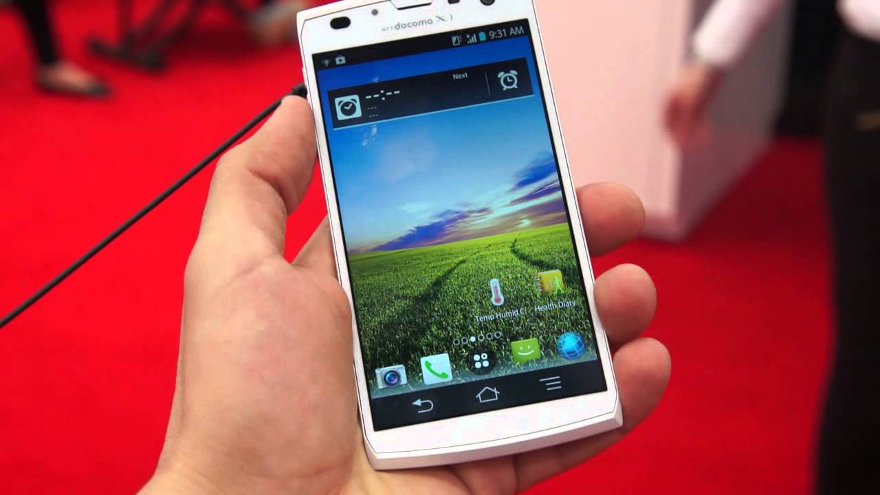 Fujitsu Arrows X F-02E MWC 2013 (Greek) - YouTube