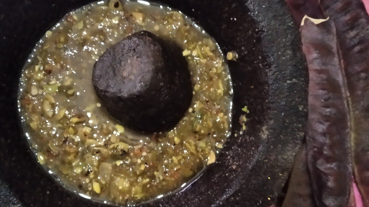 Salsa de guajes asada - YouTube