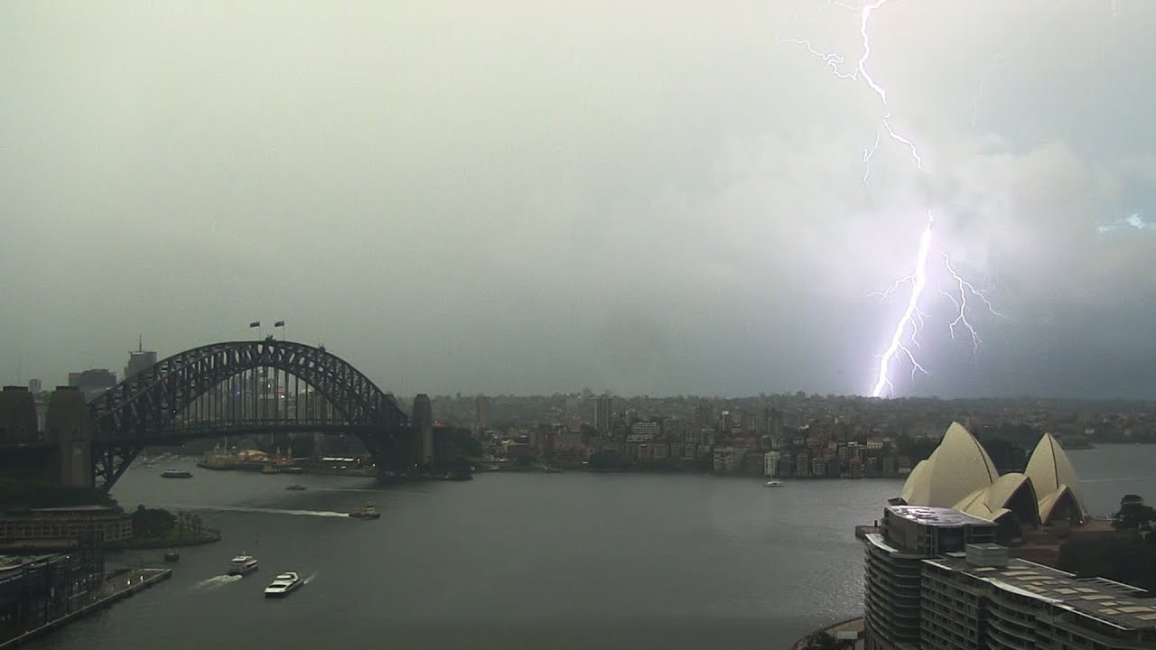 Lightning Over Sydney Harbour | Timelapse - YouTube