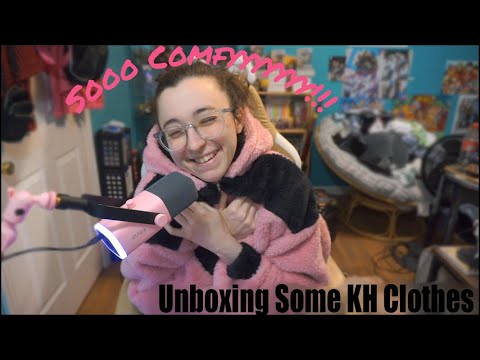UNBOXING Kingdom Hearts Clothes | KH merch is the best merch!! - YouTube