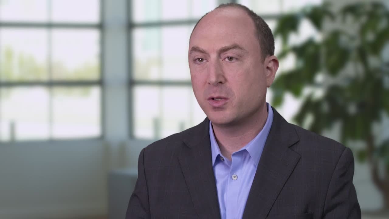How Does the Salesperson Add Value? with Jeff Benesch - YouTube