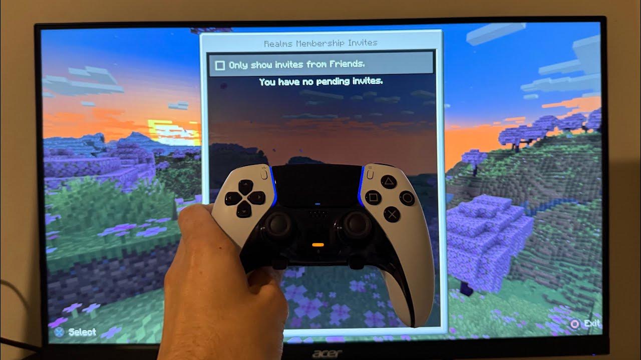 Minecraft Bedrock Edition: How to Manage Realms Membership Invites ...