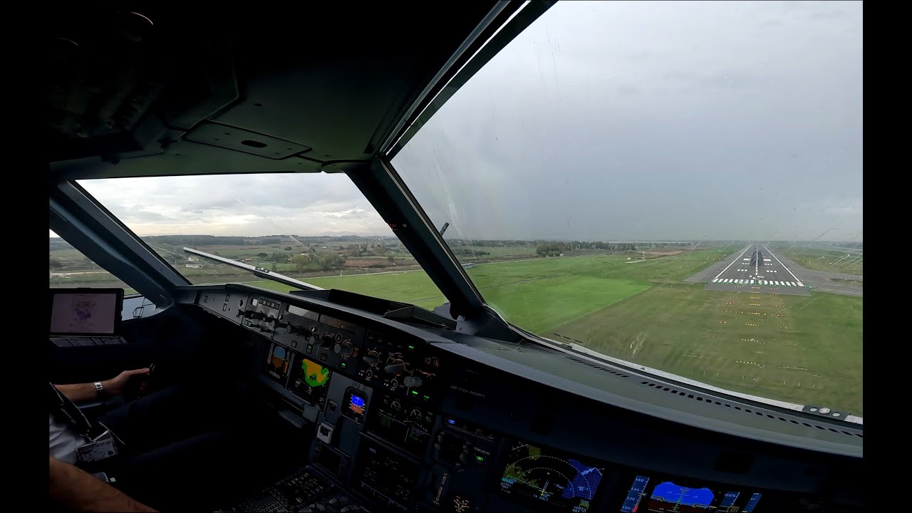 Airbus Cockpit Views A320 | Approach and Landing | Rome Fiumicino (LIRF ...
