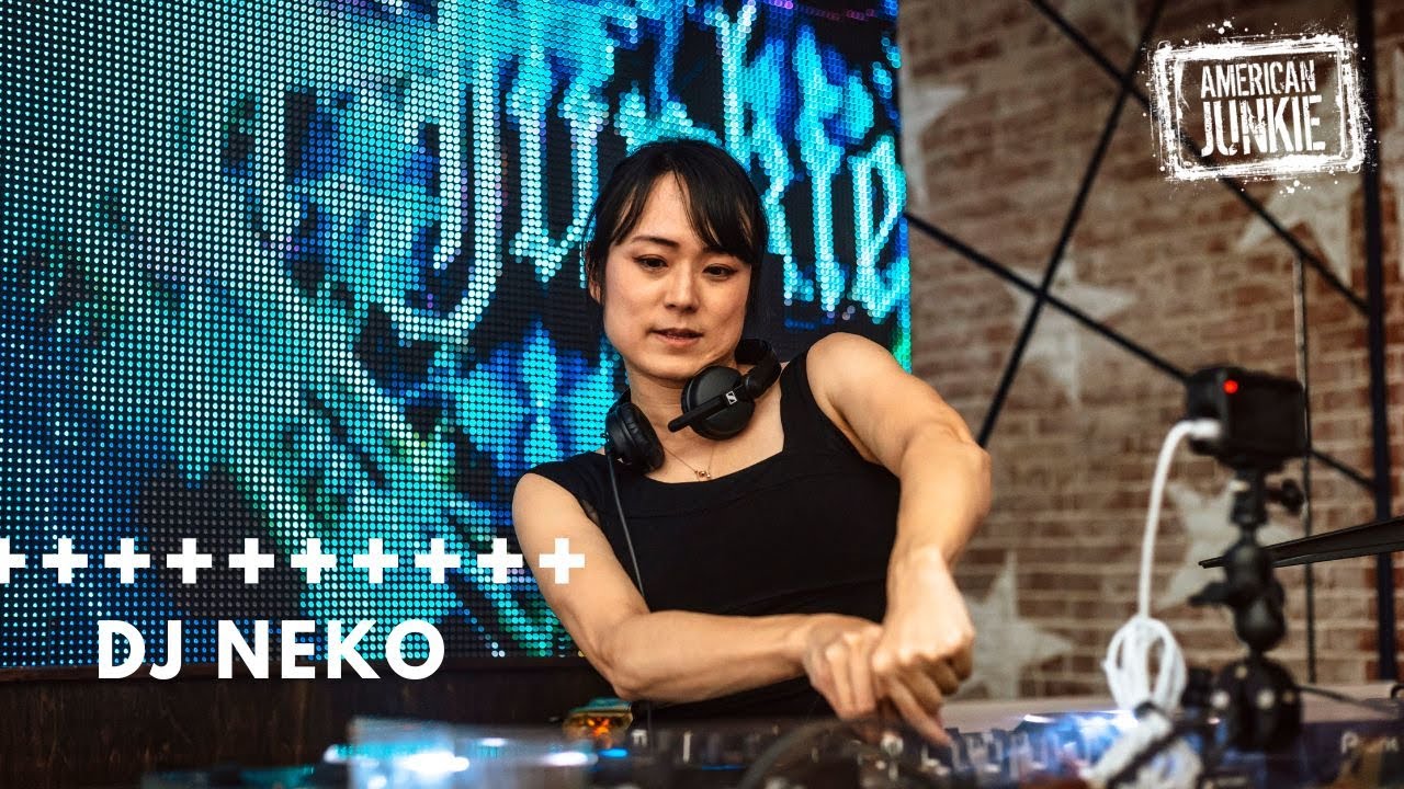 DJ Neko @ American Junkie Beach House Thursdays - YouTube