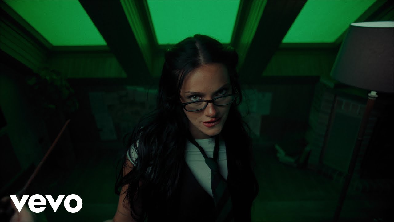 Oriana - xo, Draco Malfoy (Official Video) - YouTube
